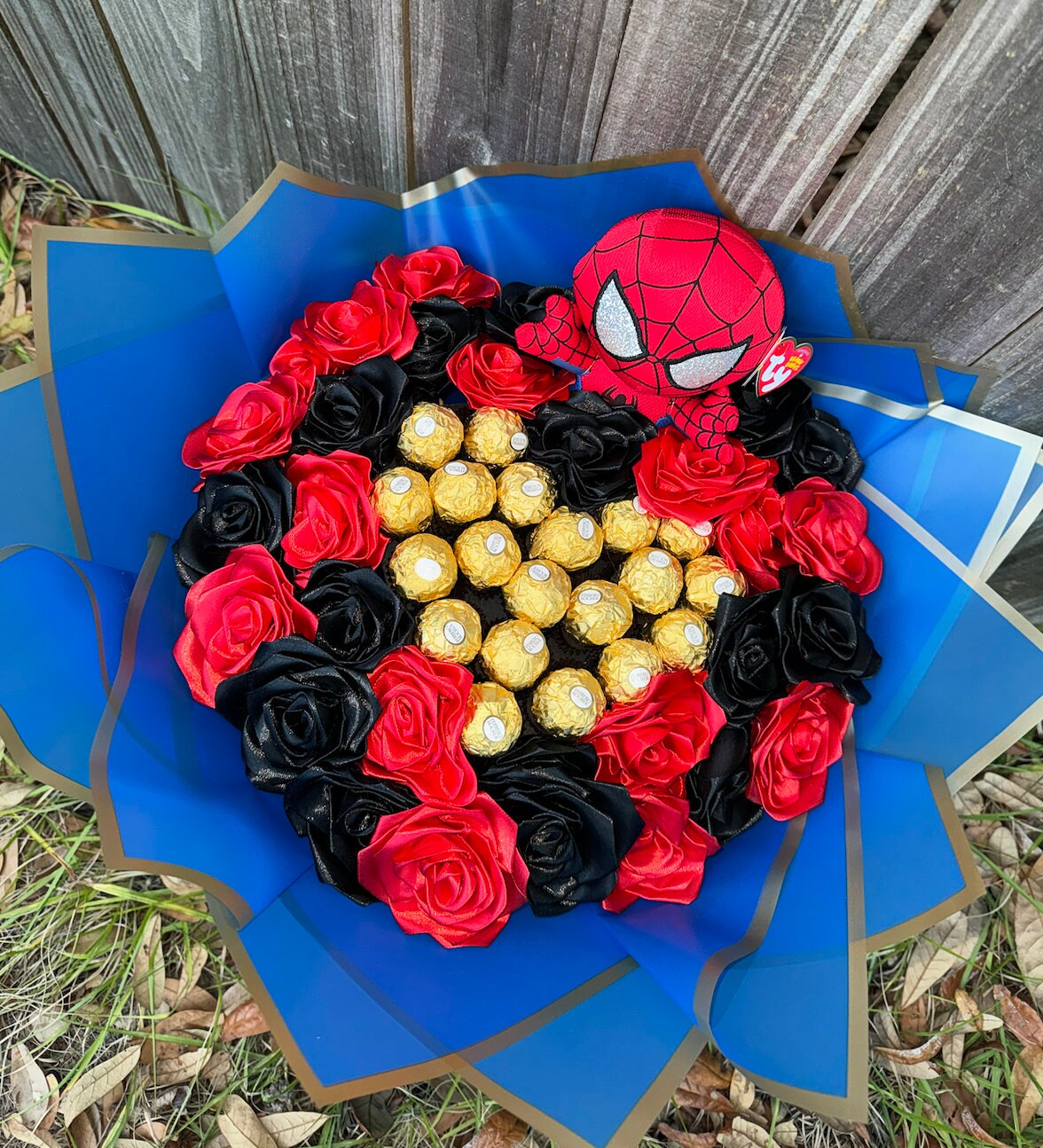 Spiderman 32 Red and Blue Rose Bouquet, for Him, Eternal Rose Bouquet ...