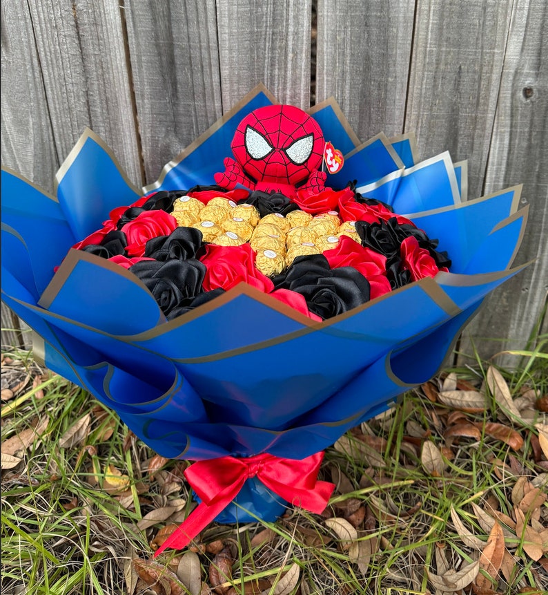 Spiderman 32 Red and Blue Rose Bouquet, for Him, Eternal Rose Bouquet ...