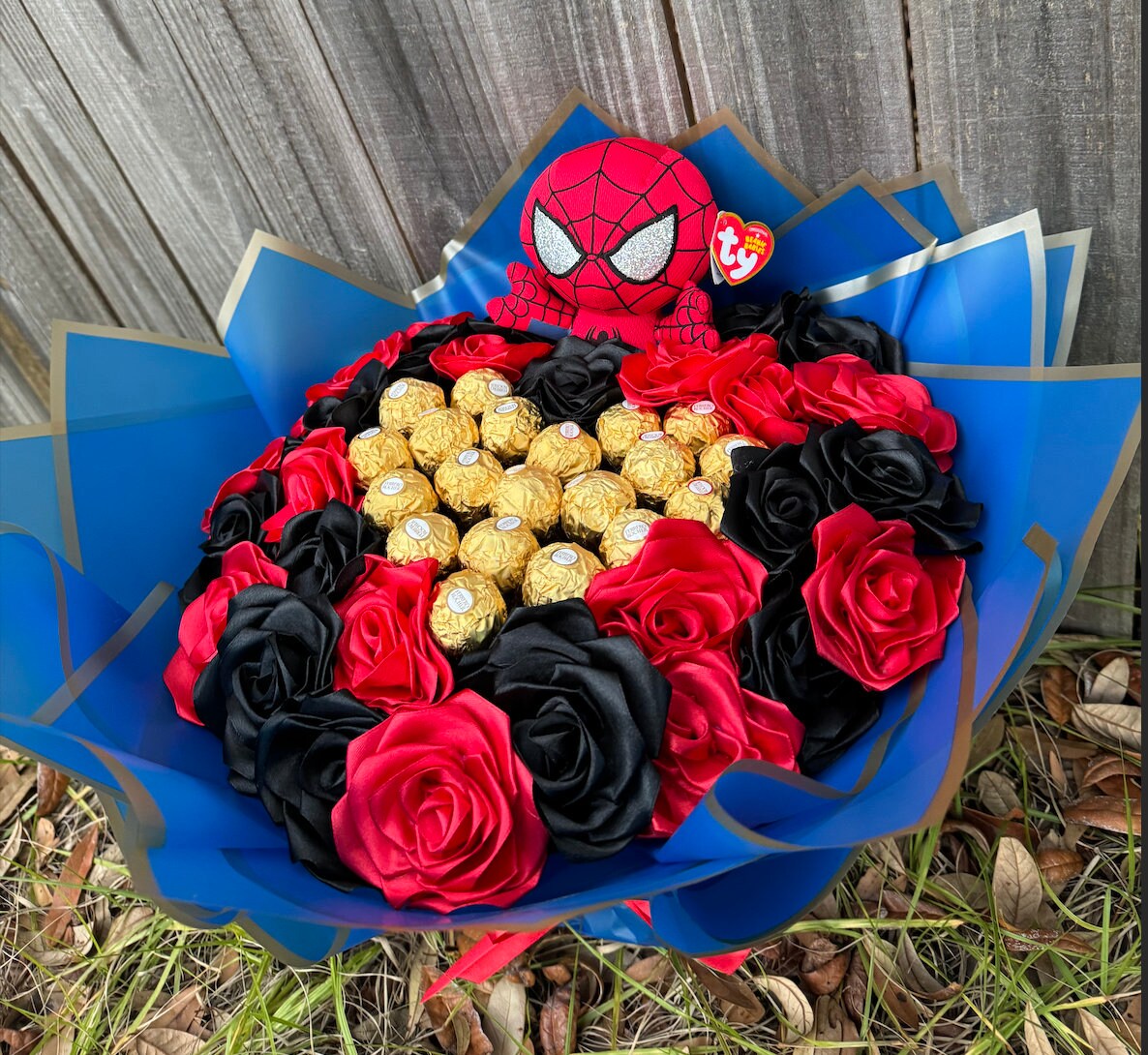 Spiderman 32 Red and Blue Rose Bouquet, for Him, Eternal Rose Bouquet ...