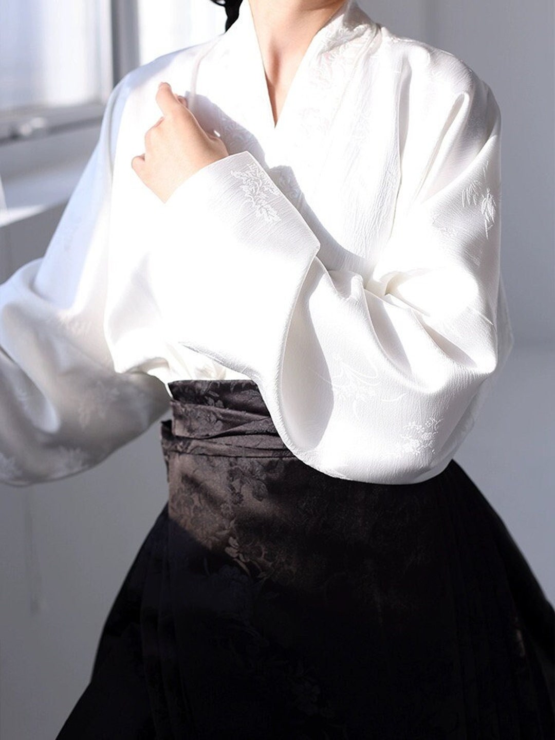 Premium Quality Airplane Sleeve Cross-collar Embroidered Chinese Style ...