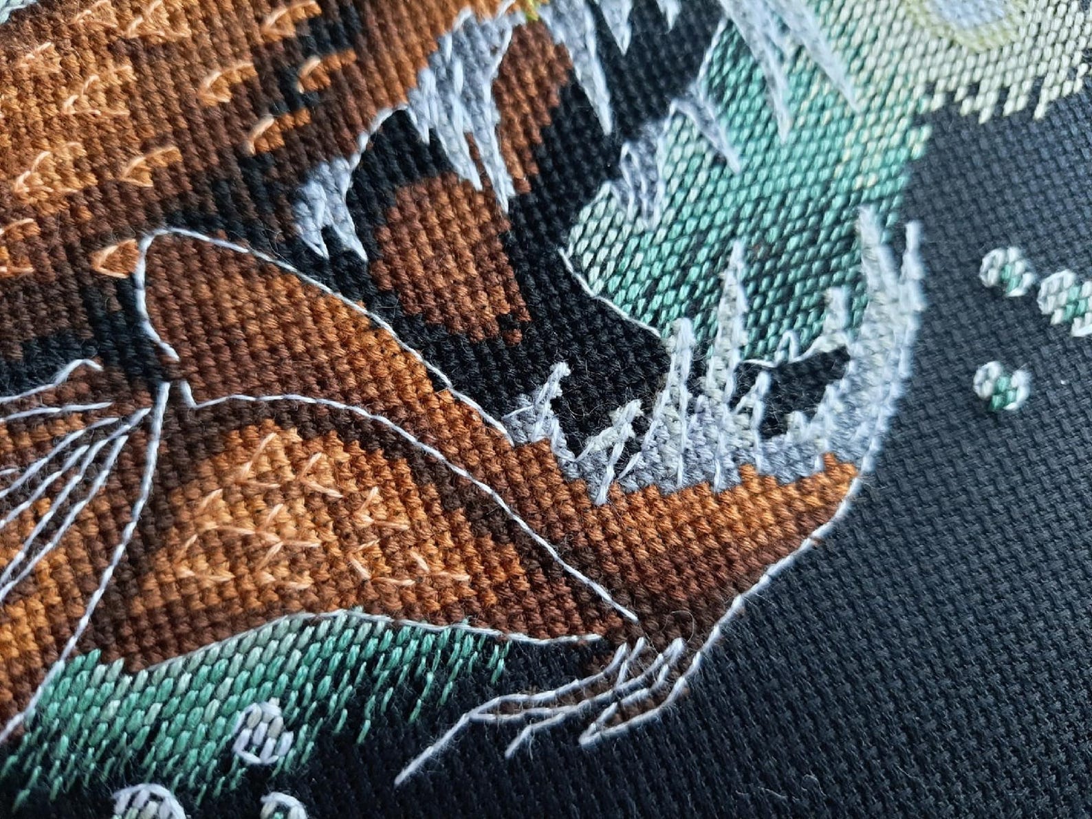 Angler Fish Cross Stitch Pattern: Scary Deepwater Seadevil Embroidery ...