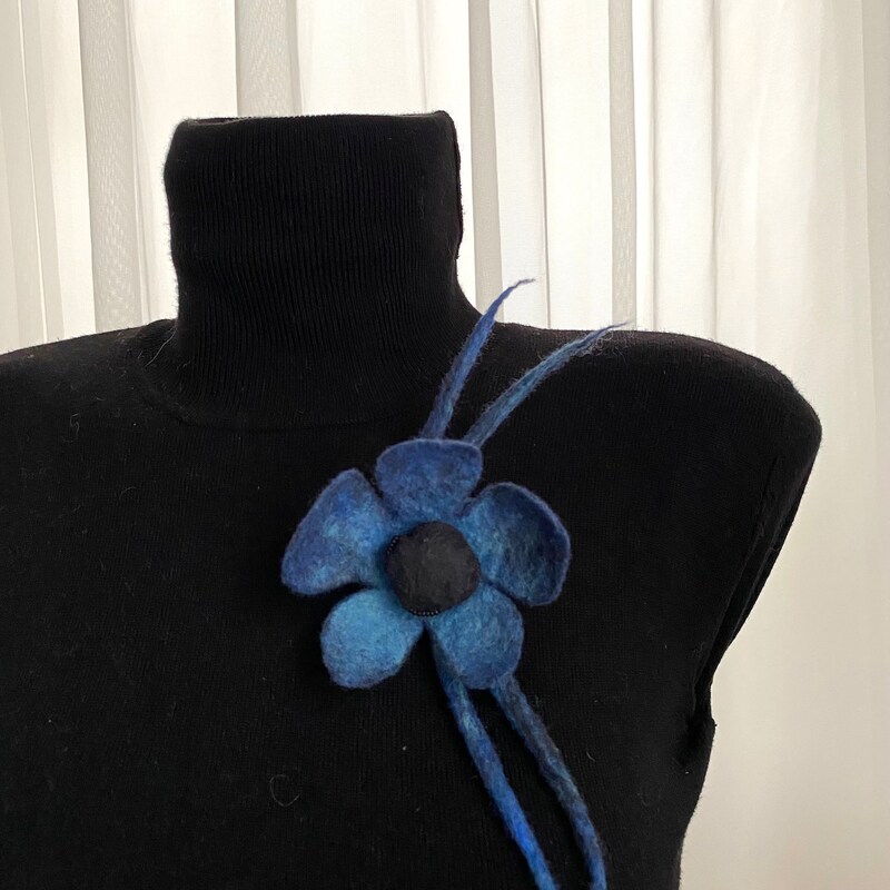 Felt Brooch - Etsy