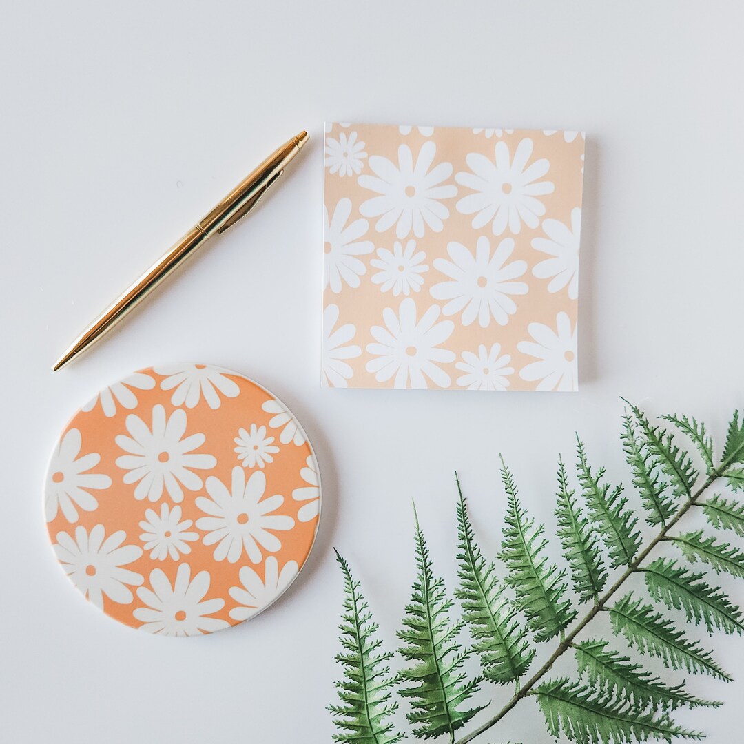 Daisy Office Decor, Cute Desk Accessory for Women, Daisy Gift Set ...