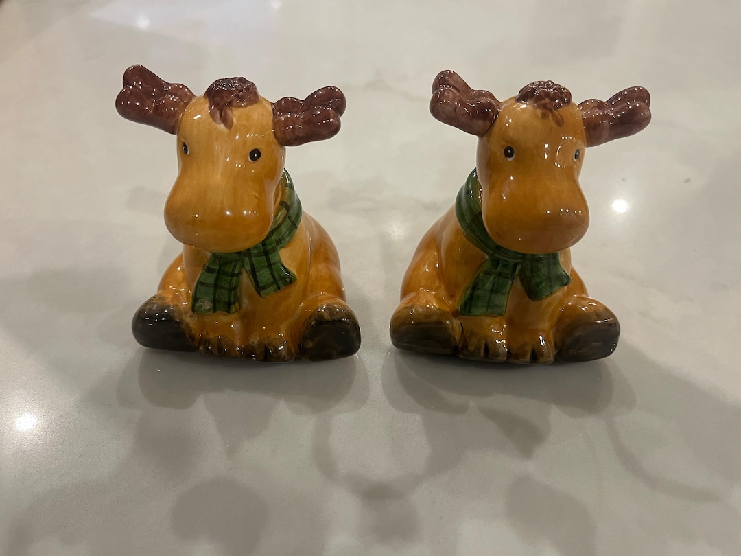 Harry and David Ceramic Moose Salt and Pepper Shakers - Etsy