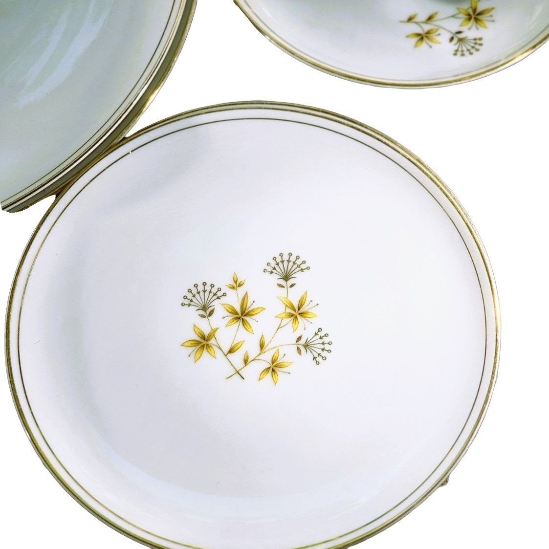 Valmont Dinnerware Set Vintage Place Setting for Four 28 Piece Goldea ...