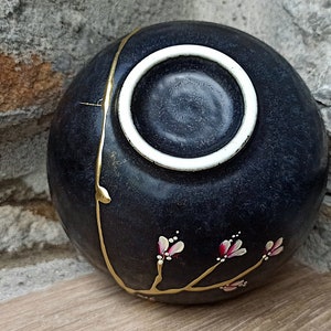 Kintsugi Bowl, Hand Painted Flowers - Etsy