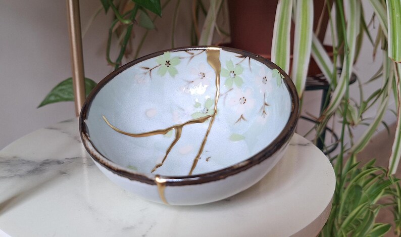 Kintsugi. Bowl. Ceramic Bowl. Made in Japan, REF 010 - Etsy