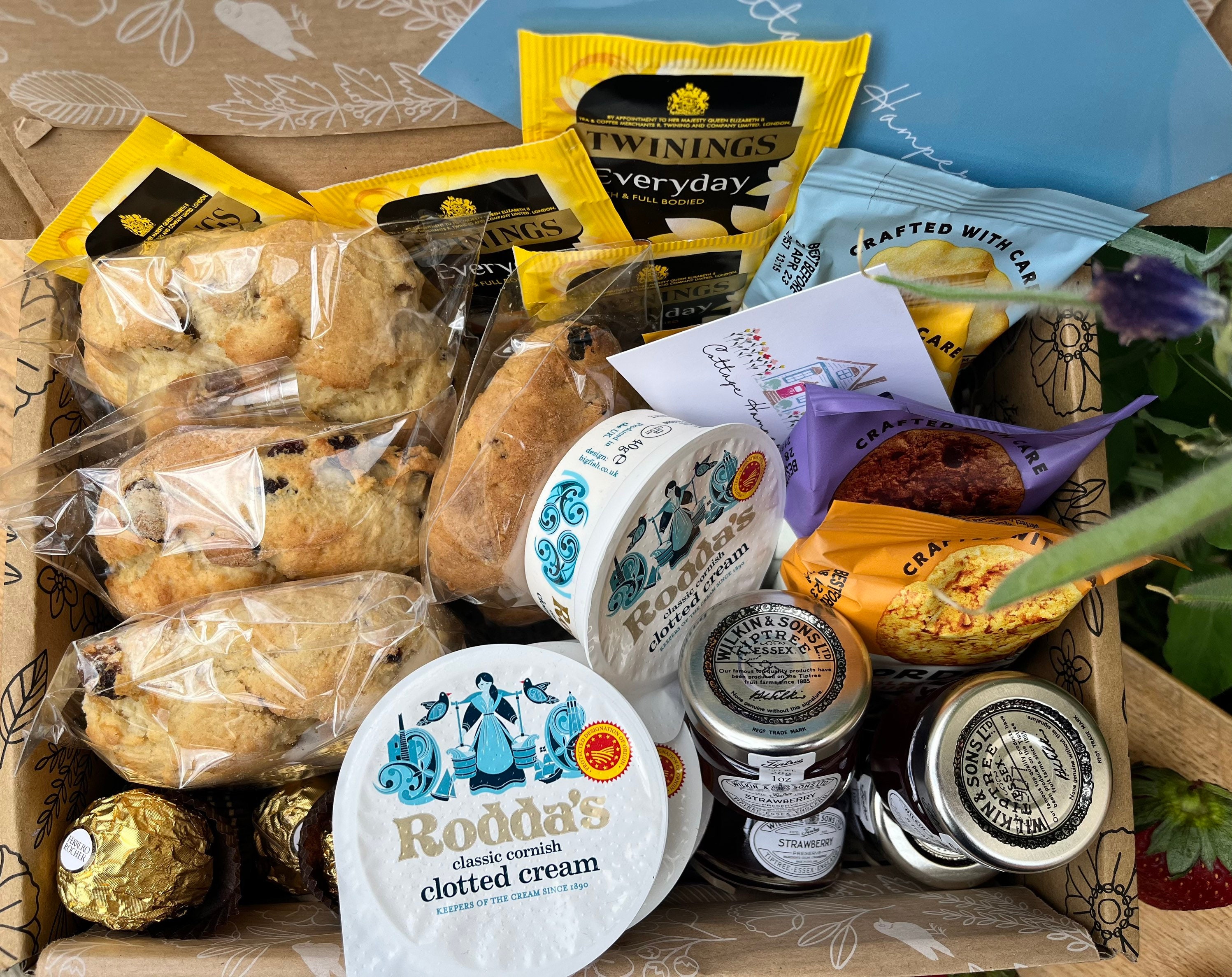 Afternoon Tea Hamper for 2 or 4 - Etsy UK