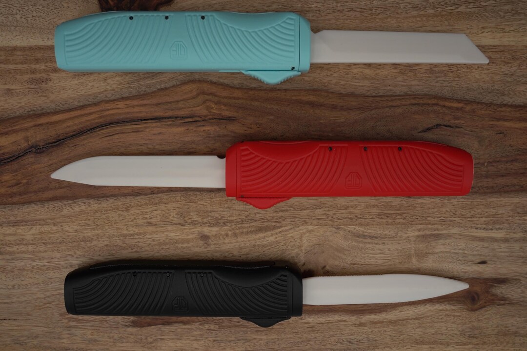 Fake Switchblade | Customizable Options | 3 Colors Available | Toy Prop ...