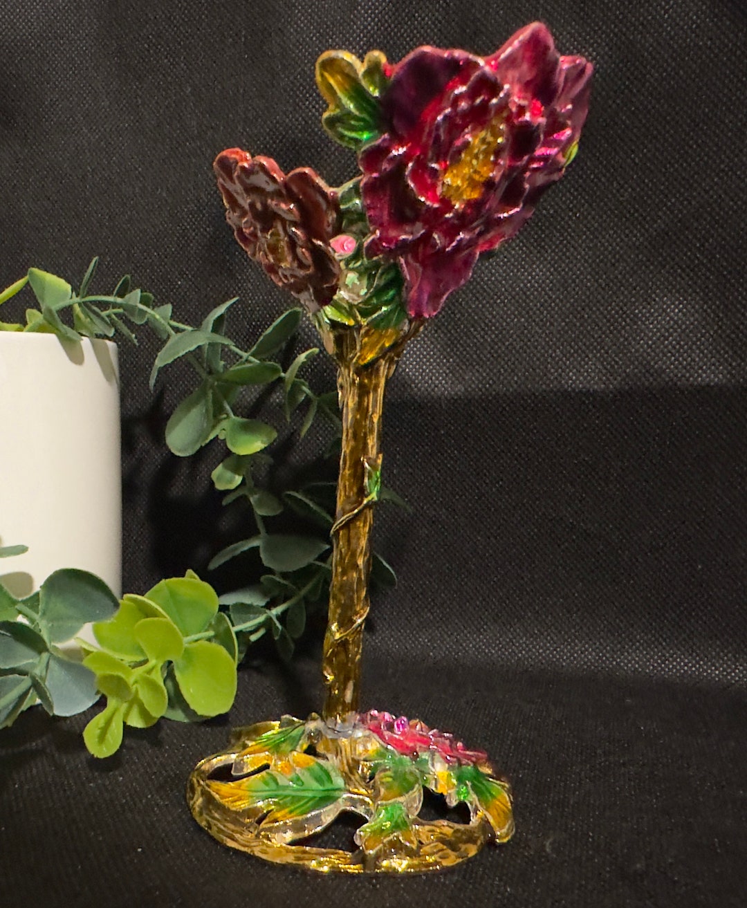 Unique Goblet Sphere Holder With Beautiful Red Flower Detail, Display ...