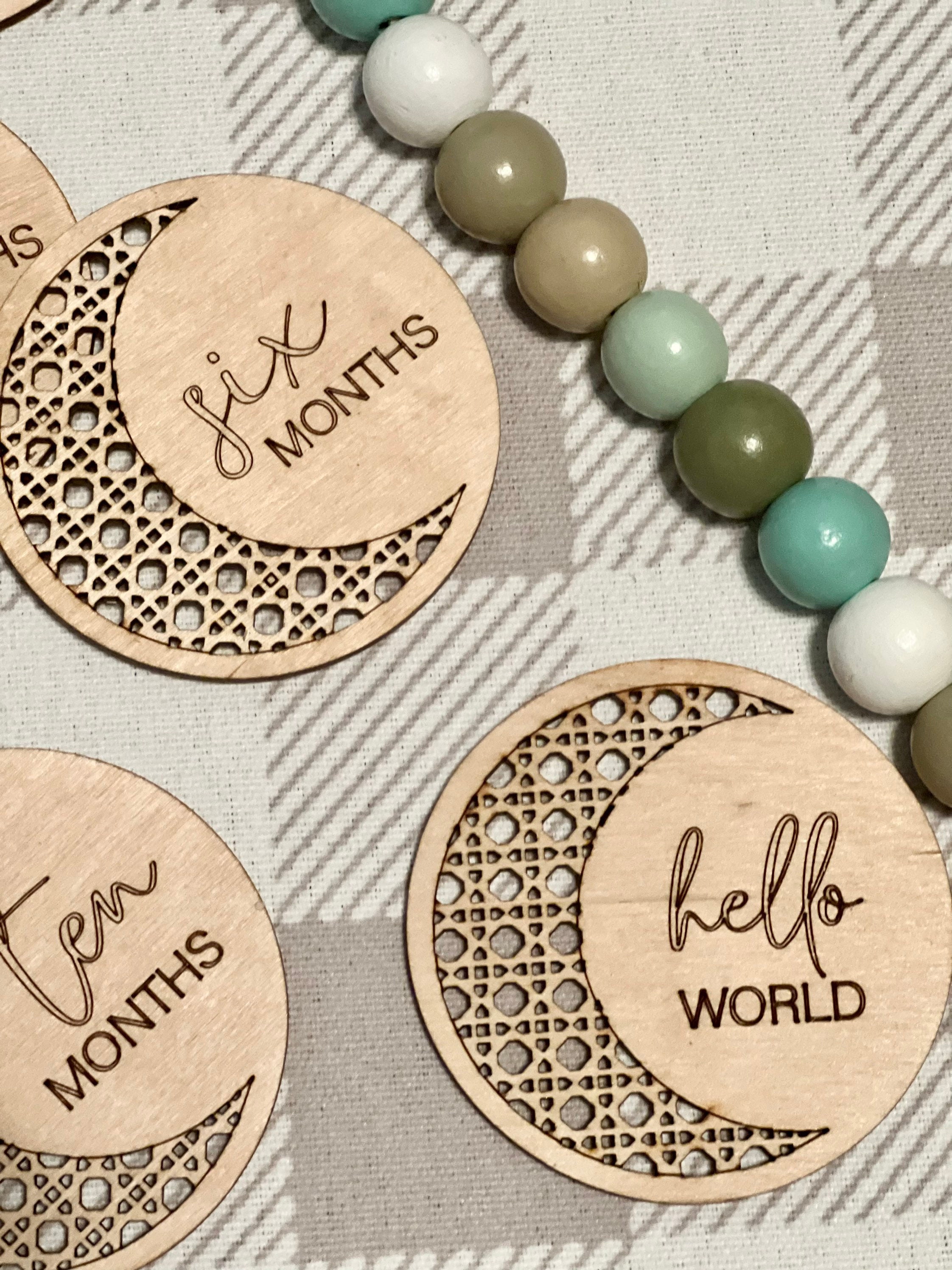 Rattan Moon Wooden Baby Milestone Disc Set for Babys Age, First Baby ...