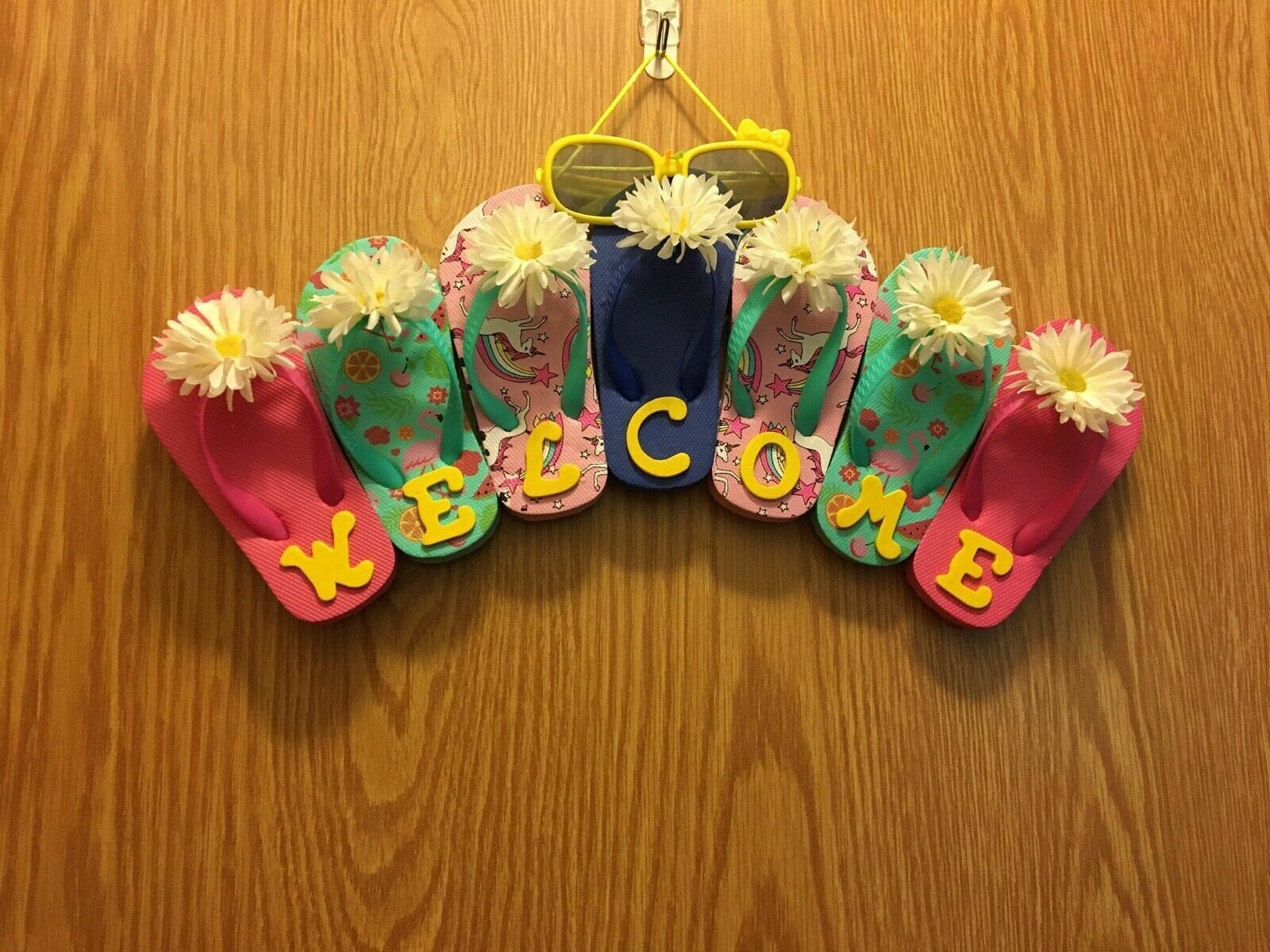 MT Creations Hanging Welcome Sign Summer Flip Flops Sunglasses - Etsy