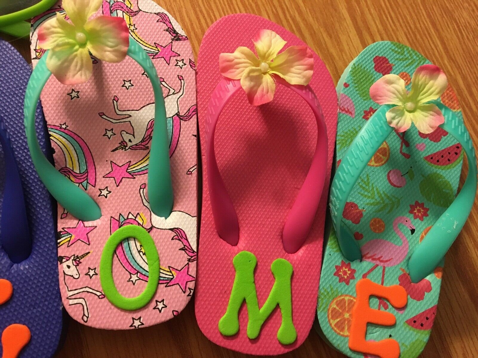MT Creations Hanging Welcome Sign Summer Flip Flops Sunglasses - Etsy