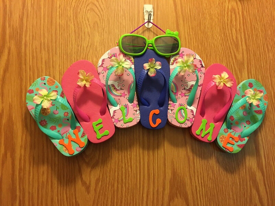 MT Creations Hanging Welcome Sign Summer Flip Flops Sunglasses - Etsy