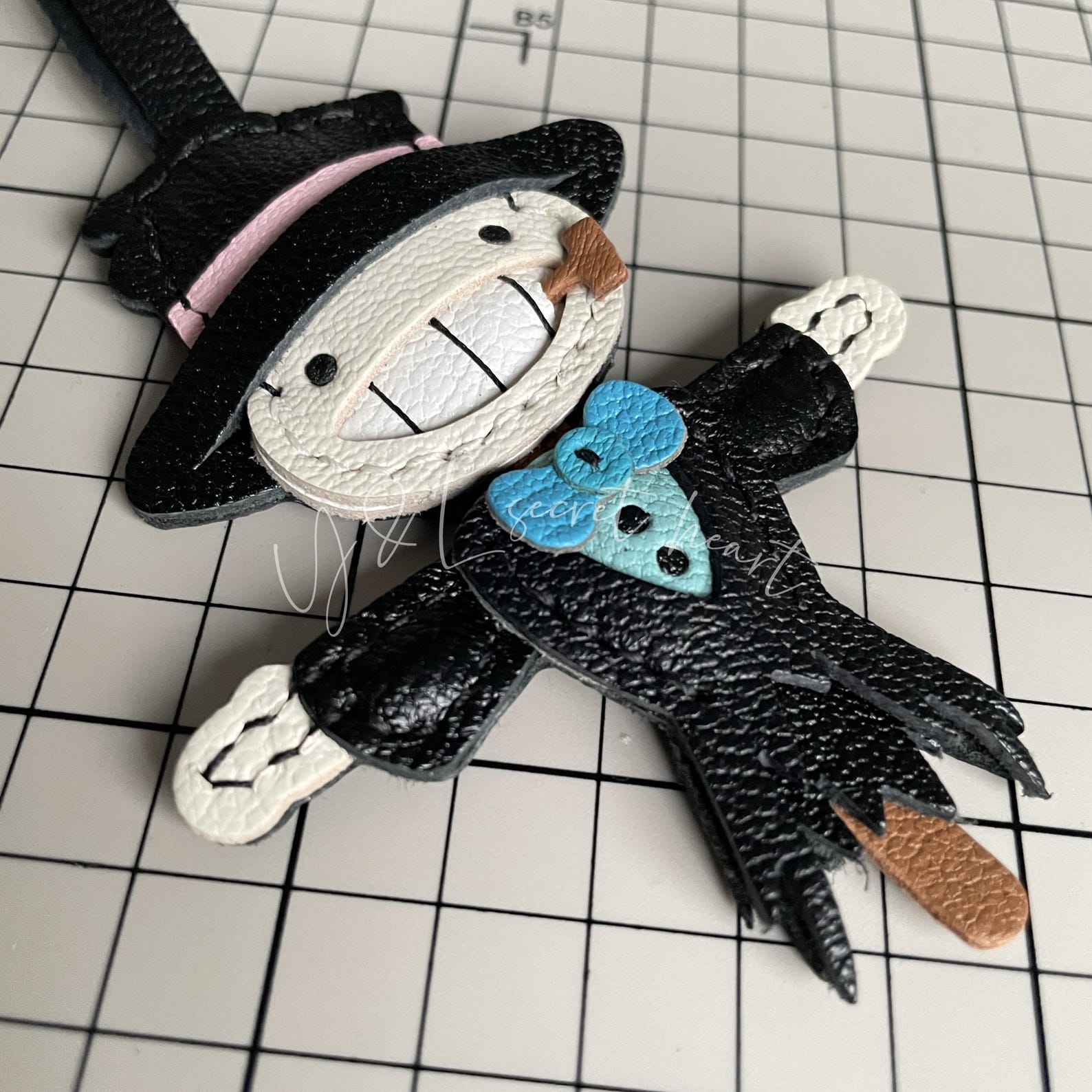 Leather Turnip Head Bag Charm, Handmade Anime Bag Charm, Cute Turnip ...