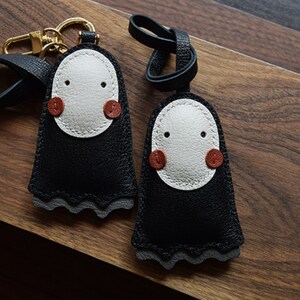 Leather No Face Faceless Bag Charm, Handmade Anime Kaonashi Charm, Cute ...