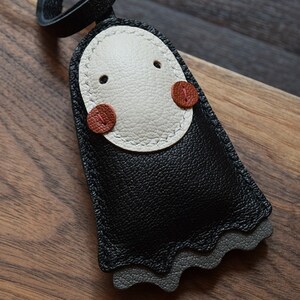 Leather No Face Faceless Bag Charm, Handmade Anime Kaonashi Charm, Cute ...