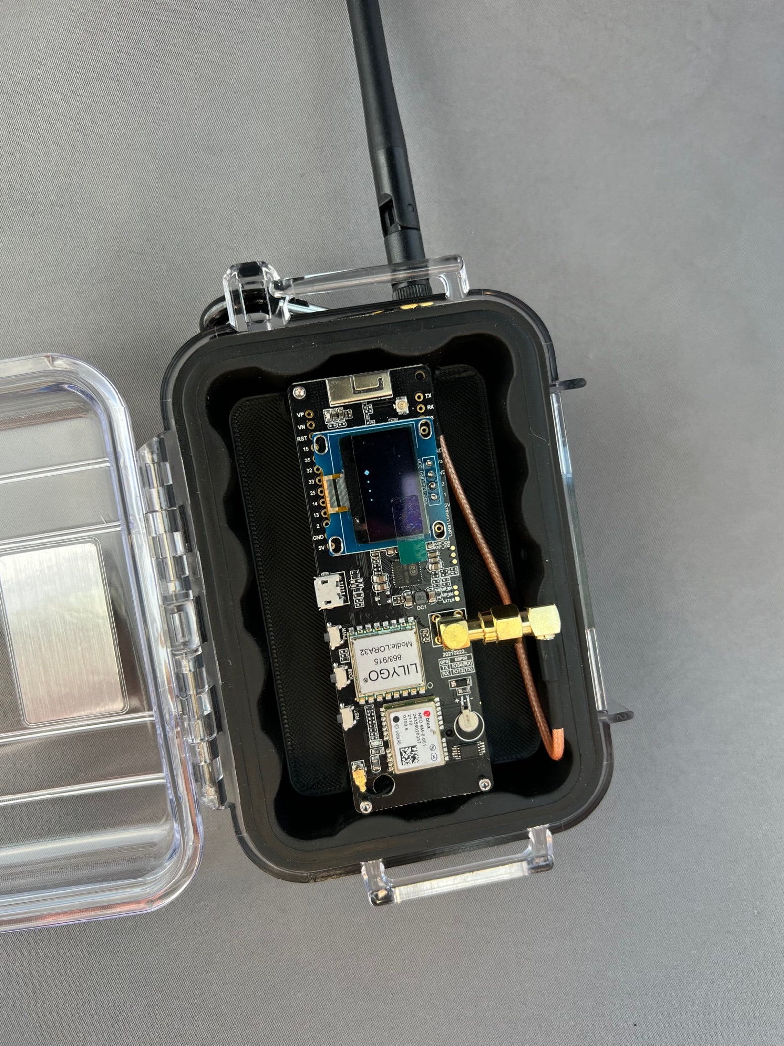 Meshtastic TTGO T-beam Board V1.2 18650 Battery Powered GPS & Lora Mesh ...