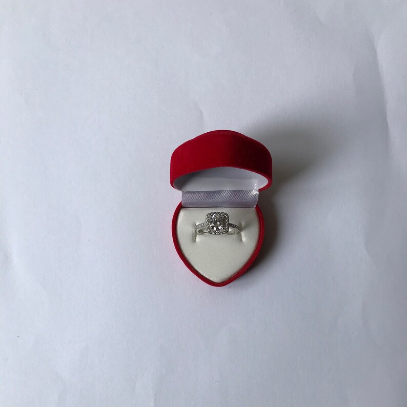 Heart Shaped Velvet Ring Box for Rings and Earrings White - Etsy