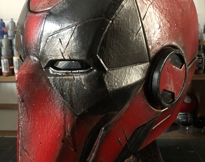 Deadpool Armour Armourised Iron Man Mask Helmet Marvel Comics Display ...