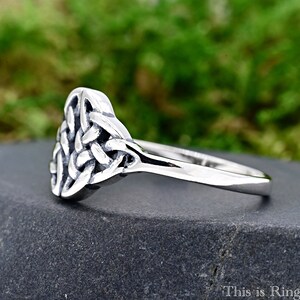 10mm Triquetra Celtic Knot Silver Promise Ring • Womens Irish Serch ...