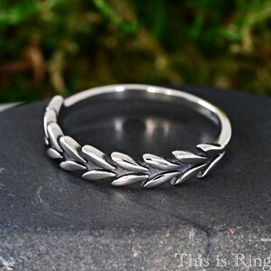 Laurel Wreath Olive Leaves Half Eternity Ring • Solid 925 Sterling Silver Oxidized Vintage Ring ...