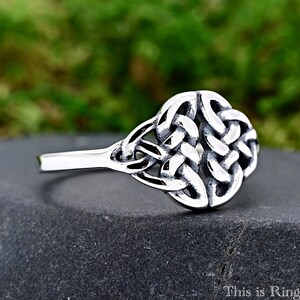 10mm Triquetra Celtic Knot Silver Promise Ring • Womens Irish Serch ...