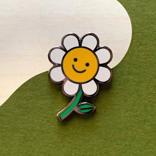 Daisy Enamel Pin - Etsy