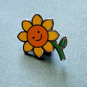 Sunflower Enamel Pin - Etsy