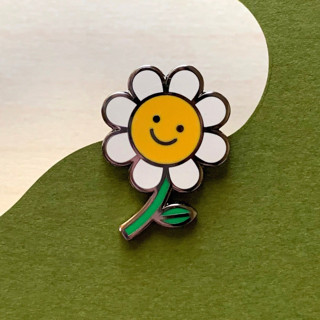 Daisy Enamel Pin - Etsy