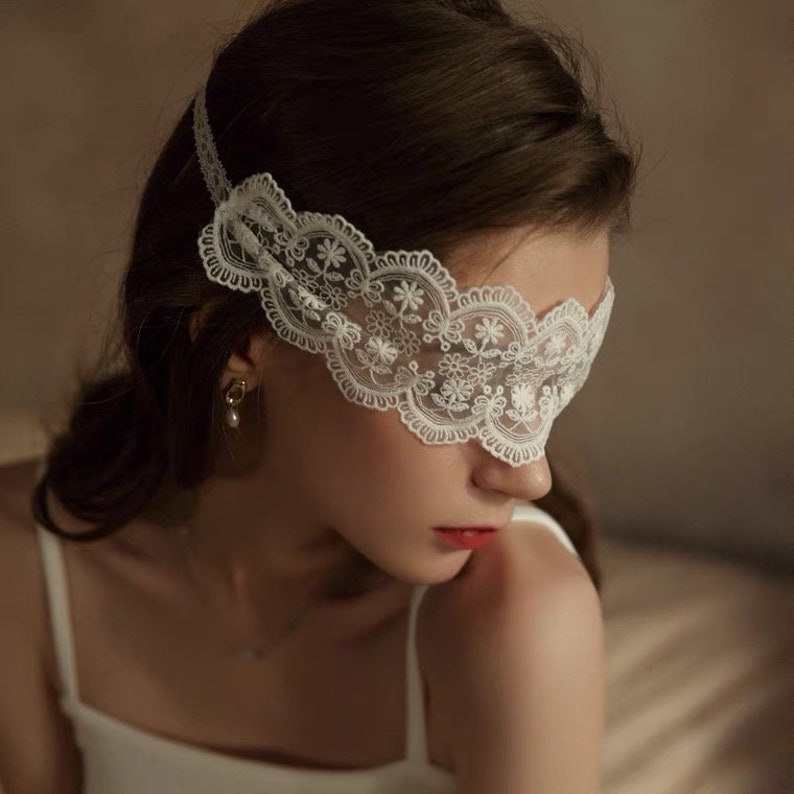 White or Black Lace Eye Mask Veil Masquerade Ball Halloween - Etsy