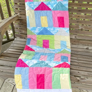 House Pattern Quilt, Woman's Lap Quilt, Large Lap Quilt, Bright Color ...