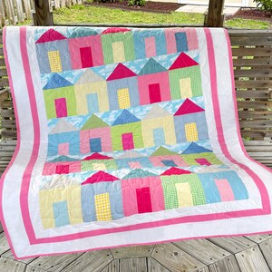 House Pattern Quilt, Woman's Lap Quilt, Large Lap Quilt, Bright Color ...