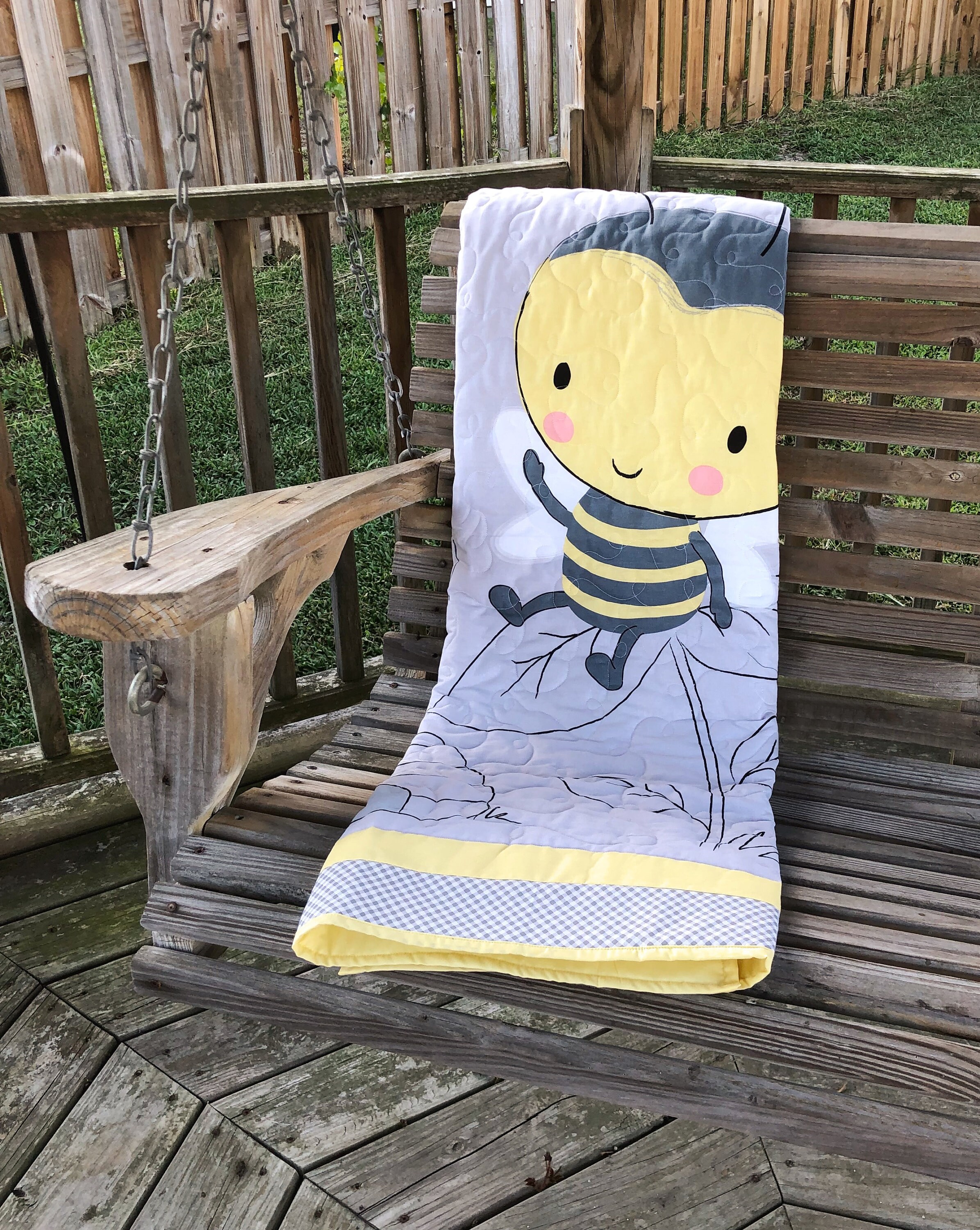 Handmade Bee Quilt, Bee Themed Baby Quilt, Bee Toddler Quilt, Bee ...