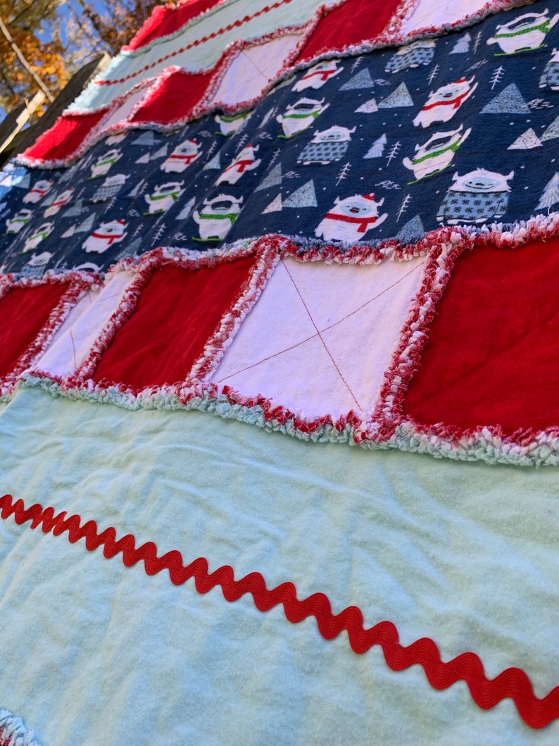 Christmas Flannel Rag Quilt ice Blue, Red and White With Dark Blue ...