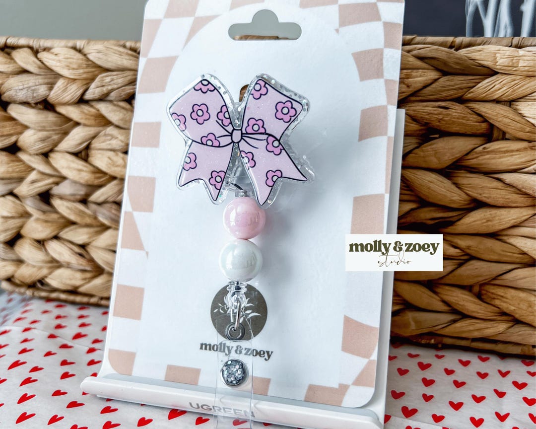 Glitter Coquette Badge Reel: Retro Flower Bead ID Holder - Etsy