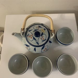 Vintage Arita Japan Porcelain Tea Set: Tea Pot and Three Tea Cups - Etsy