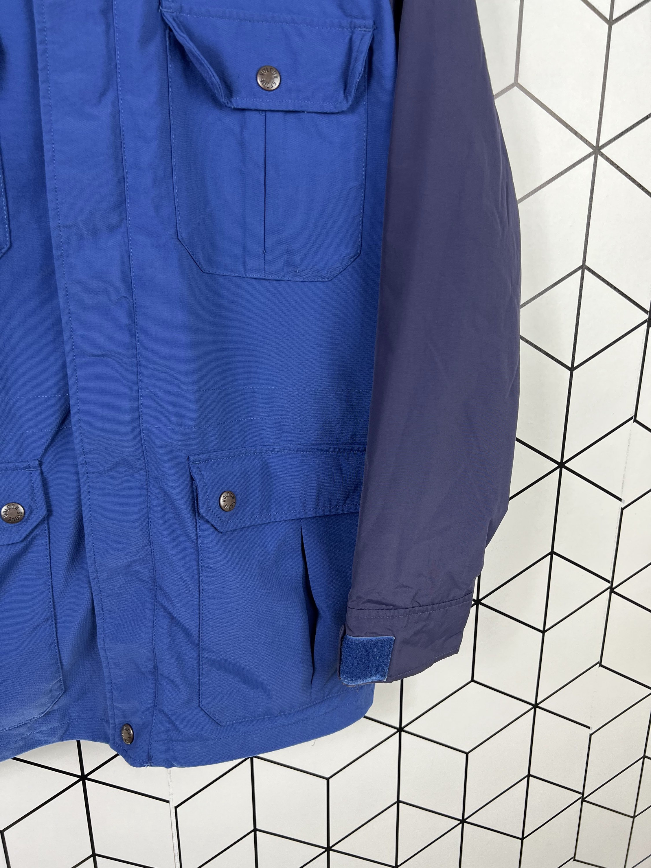 Vintage Surfing Volcom Outdoor Light Jacket Hooded Streetwear Skate ...