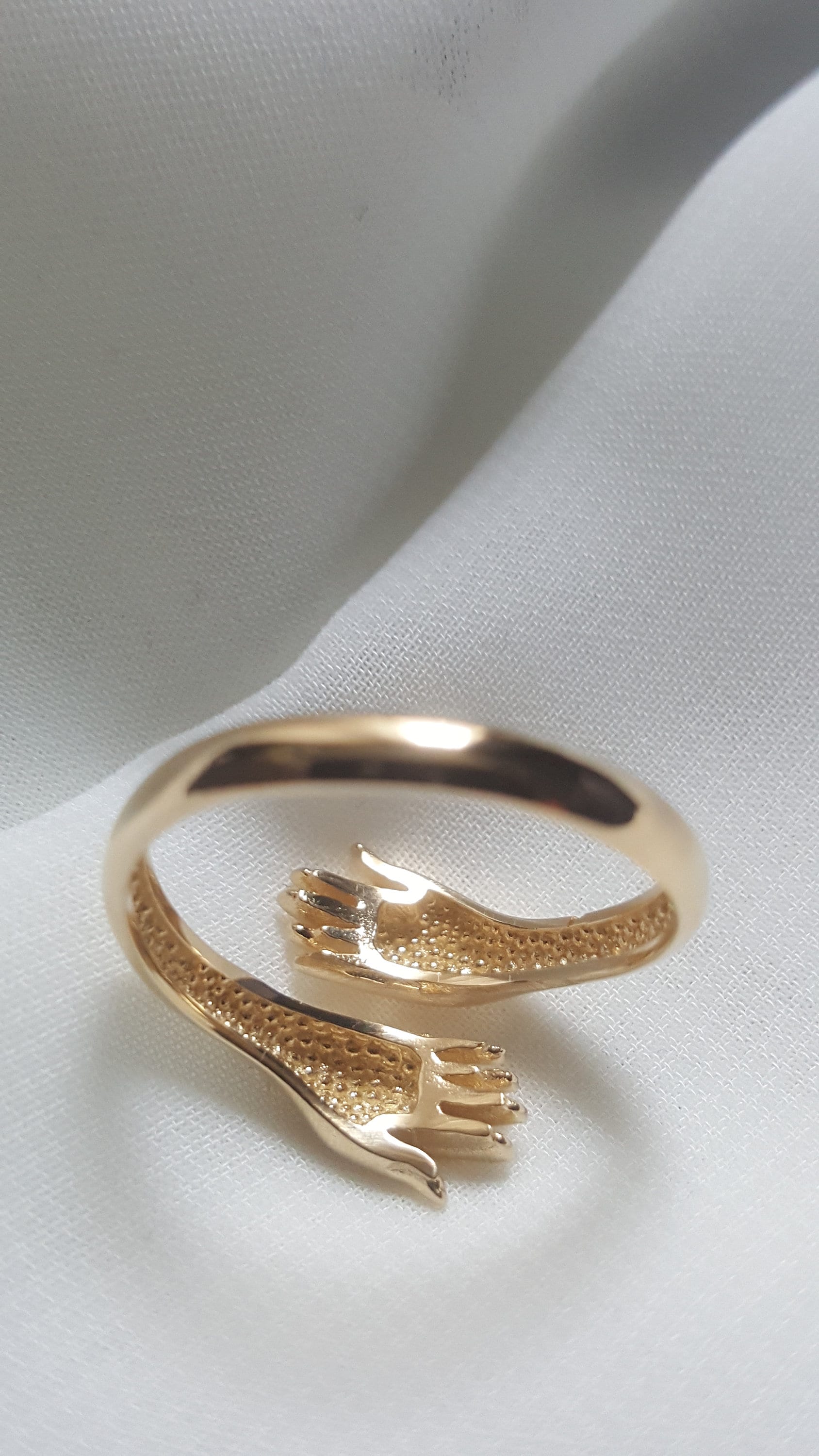14k Solid Gold Hands Rings, Love Hugging Hand Ring, Love Hug Gold Ring ...