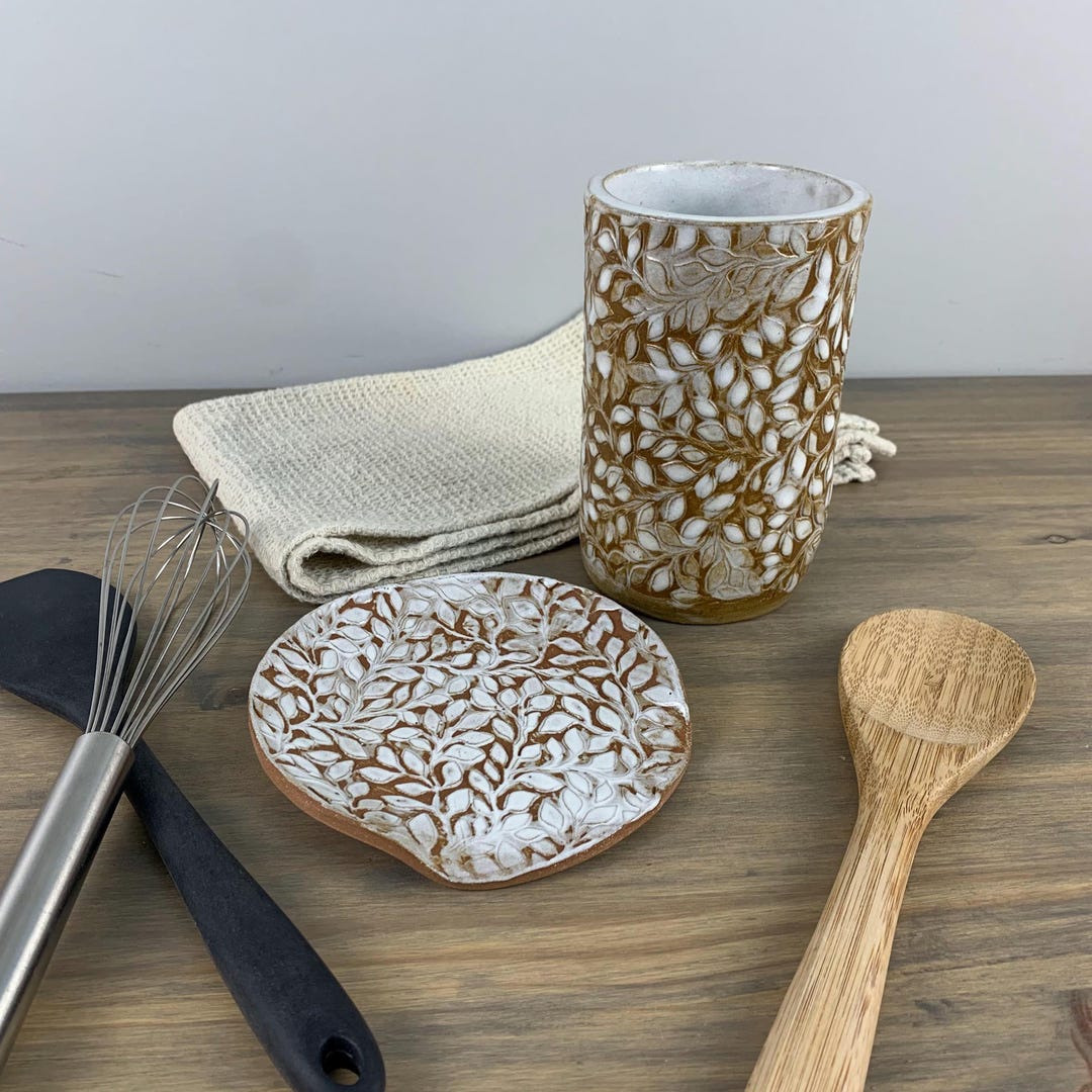 Willow Pottery 9th Anniversary Gift | Utensil Holder & Spoon Rest ...