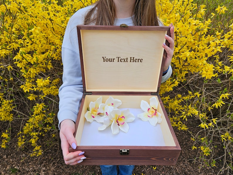 Engraved Floral Wooden Keepsake Box, Personalized Memory Box - Etsy