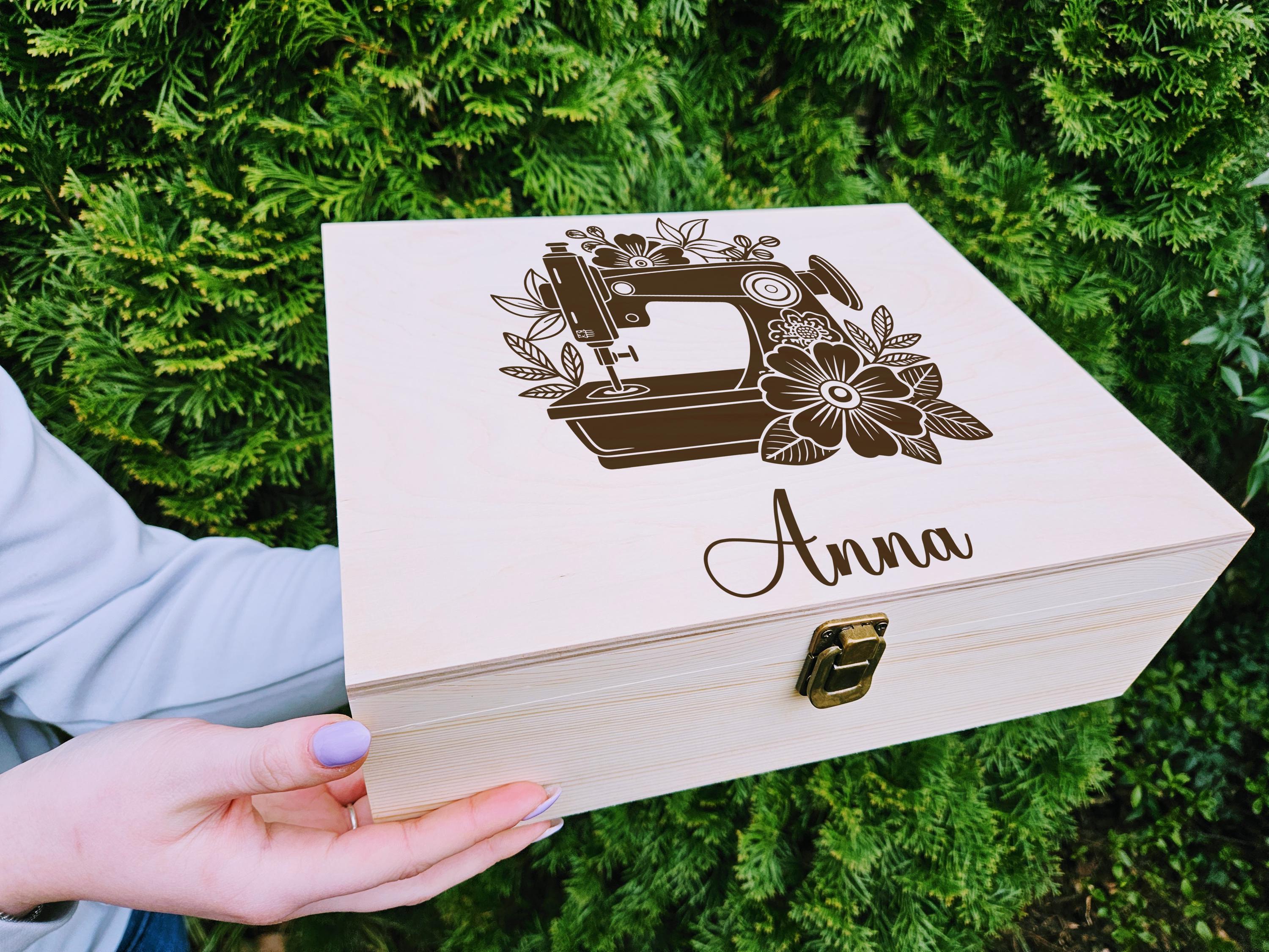 Personalized Sewing Box, Custom Seamstress Gift, Sewing Machine ...