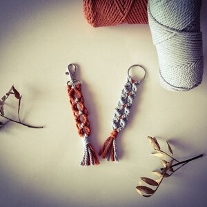 Macrame Keychain Pattern PDF Easy Boho Keychain Modern Macrame ...
