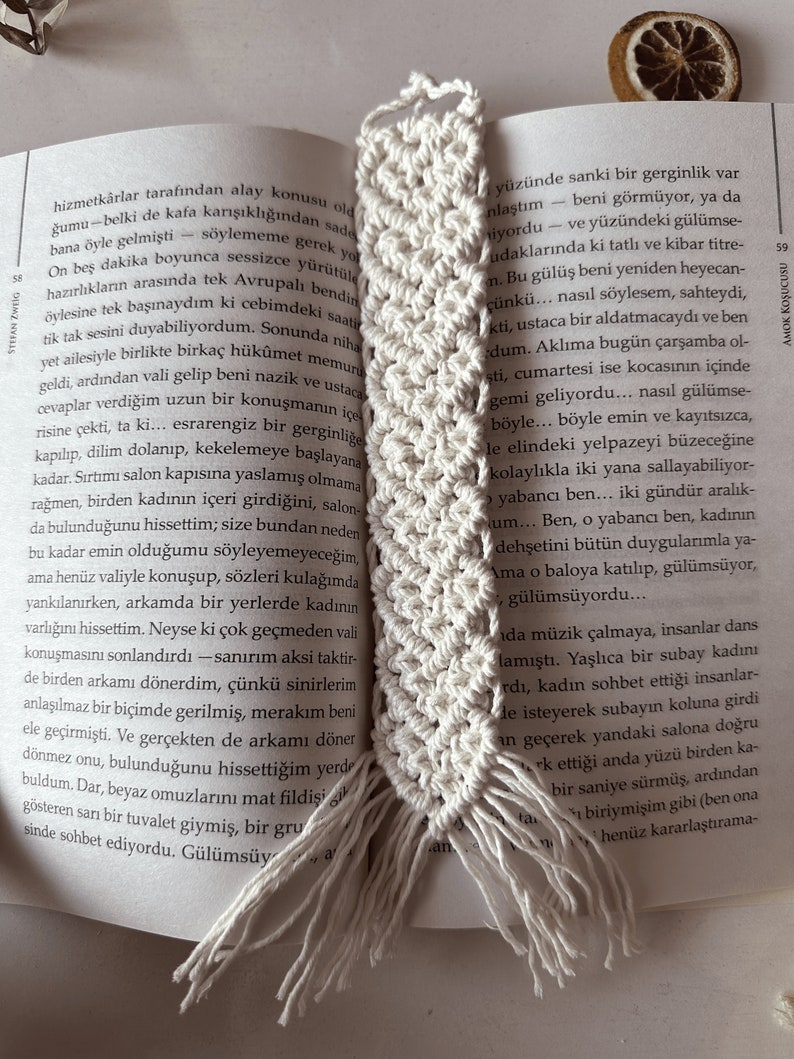 Pdf TUTORIAL of Macrame Heart Bookmark Step by Step Guide DIY - Etsy
