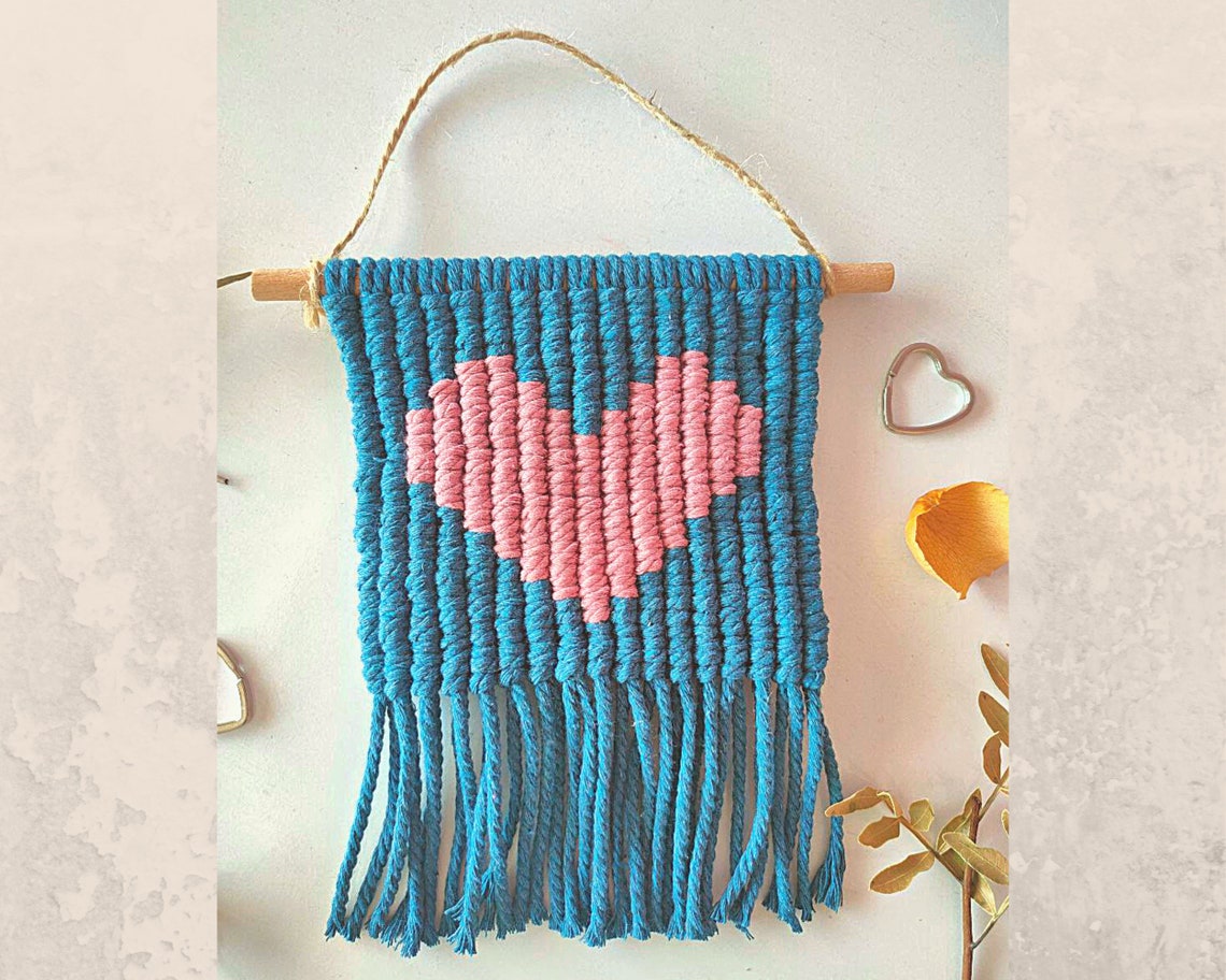 Pixel Heart Macrame Wall Hanging PDF Tutorial Valentine's - Etsy