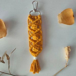 Macrame Keychain Pattern PDF Berry Knot Boho Keychain Modern Macrame Accessory Tutorial Instant ...