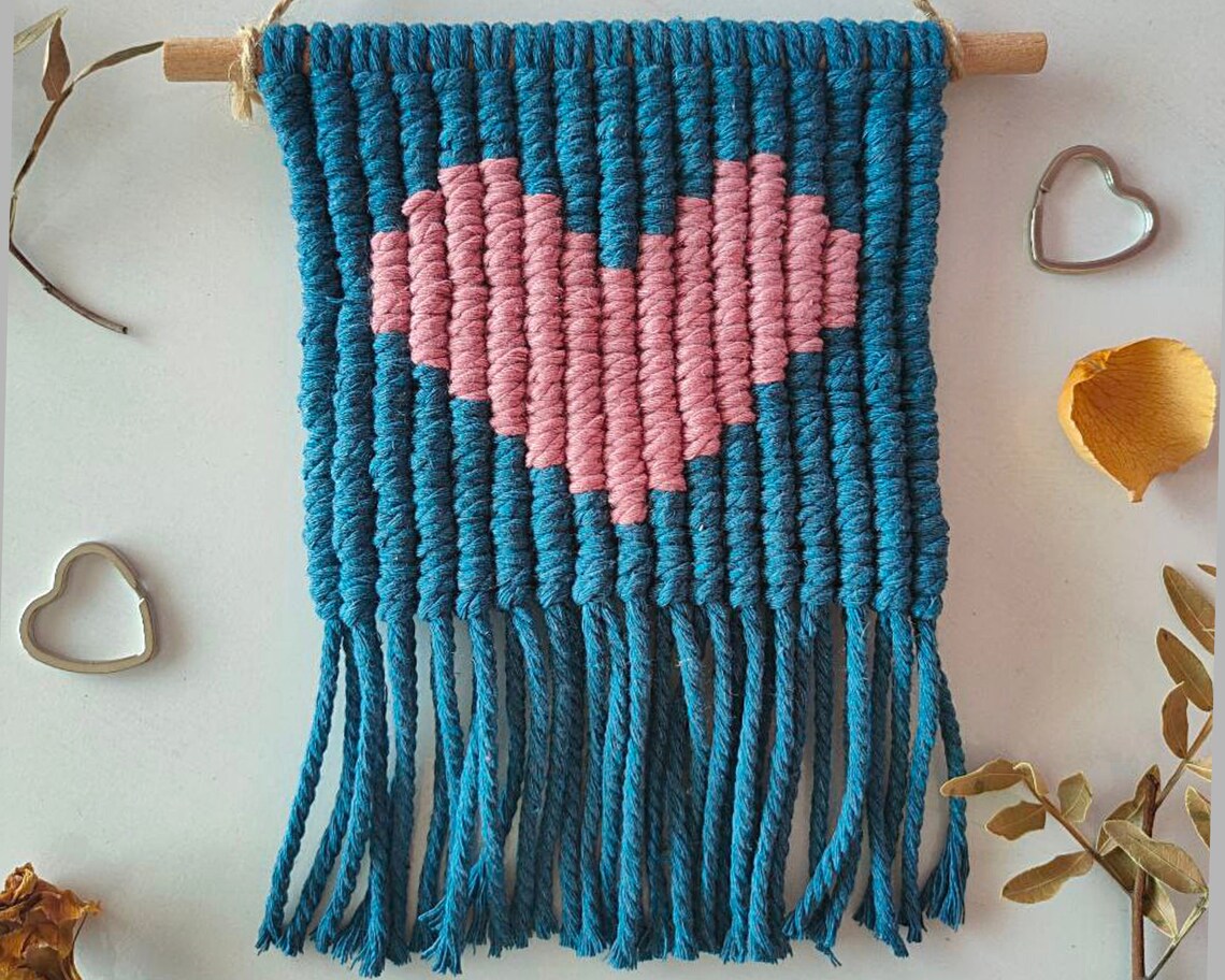 Pixel Heart Macrame Wall Hanging PDF Tutorial Valentine's - Etsy
