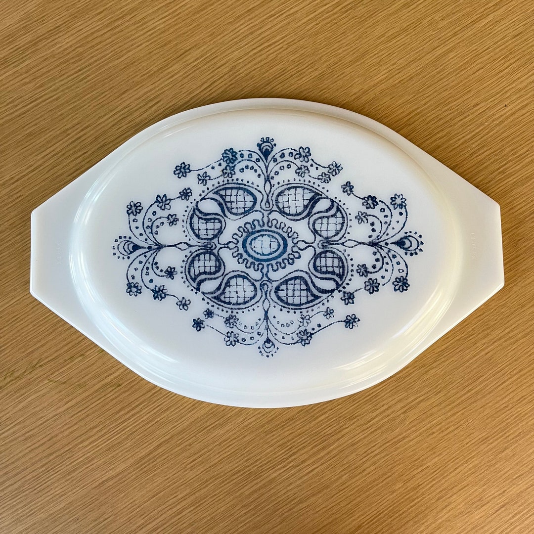 Vintage Pyrex Blue Doily Casserole Lid - Etsy