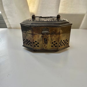 Vintage Brass Cricket Box - Etsy