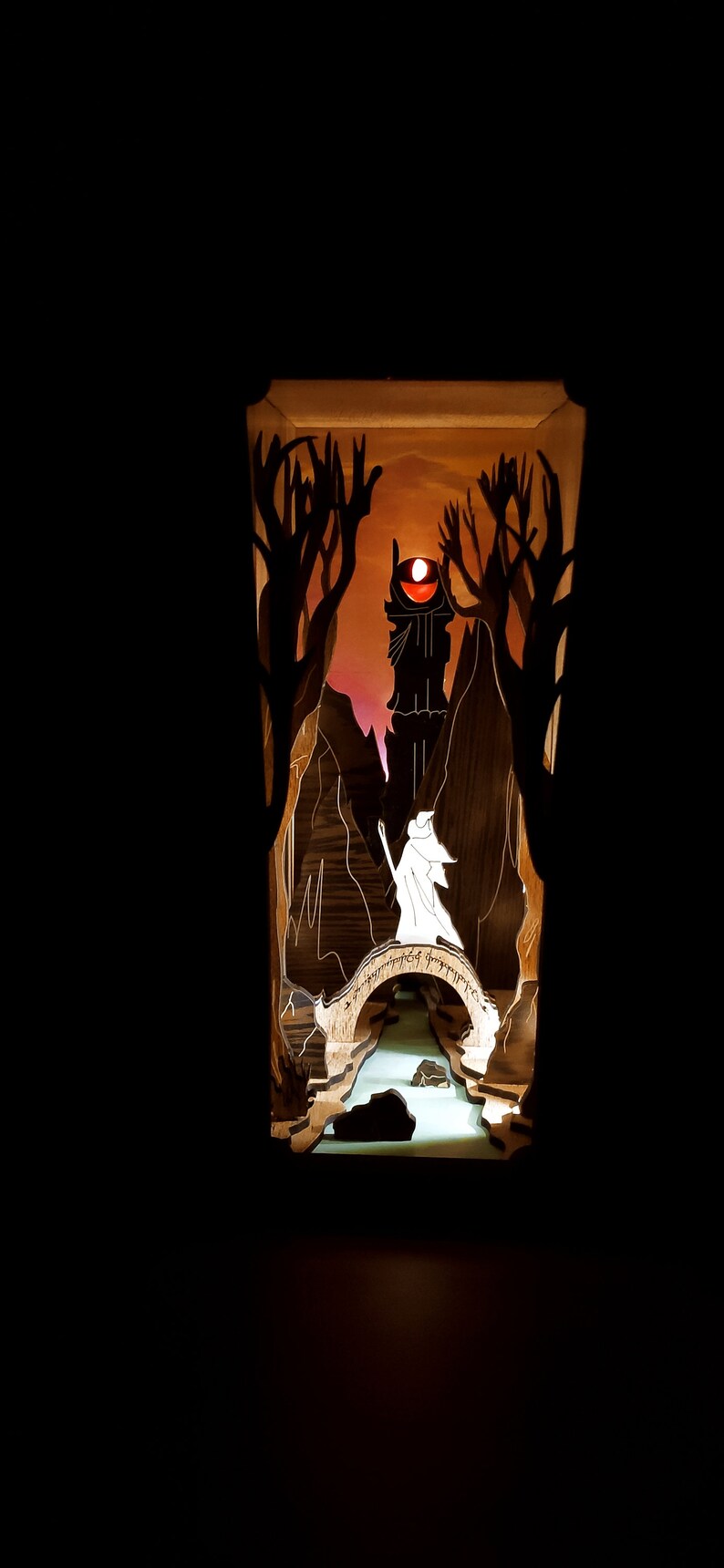 LOTR Middle Earth Book Nook Wood Assembled, Painted and Lighted-up Book ...